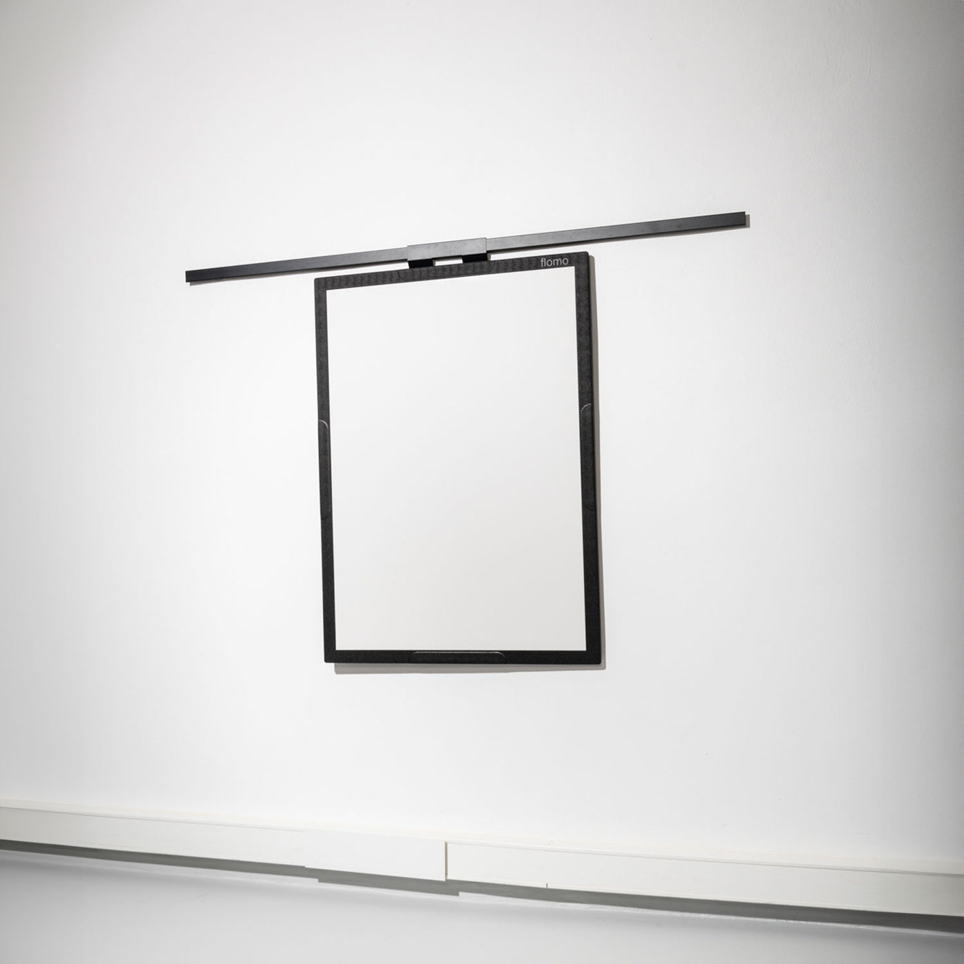 Wall rail | Holder for the flomo board | flomo rail